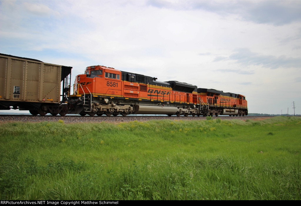BNSF 8581
